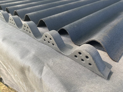 Onduline Classic Profile Anthracite Grey Foam Eaves Fillers - 1000mm x ...