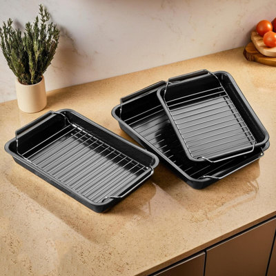 Orsina Set Of Three Roasting Trays With Wire Racks, Enamel Baking Tray ...