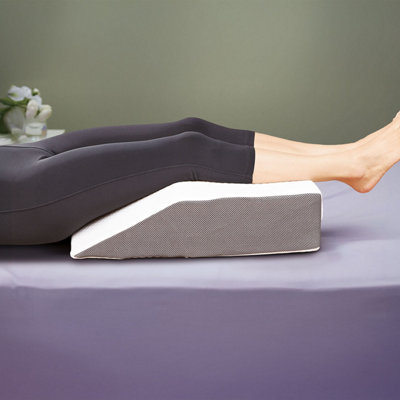 ORTHOPAEDIC LEG ELEVATION PILLOW - ELEVATE LEGS, REDUCE SWELLING, EASE ...