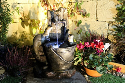 Otters at Tap Animal Animal Fountain Solar Water Feature