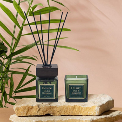 Oud & Bergamot Jar Candle & Reed Diffuser Gift Set | DIY at B&Q