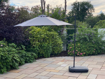 Outdoor 2.7m Over Hanging Parasol MVR985MAL in Grey with Cantilever