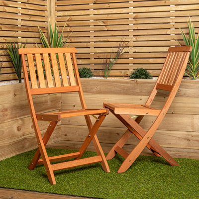 Wooden garden table and chairs b&q store