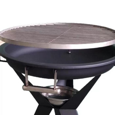 Outdoor BBQ - Charcoal Flame Grill With Built In Chopping Board, Bowl ...