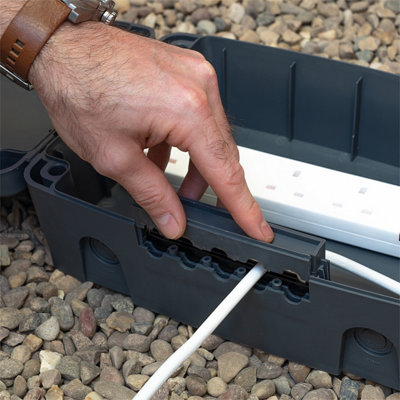 Outdoor IP54 Rated Splash Proof Water Resistant Electrical Connection ...