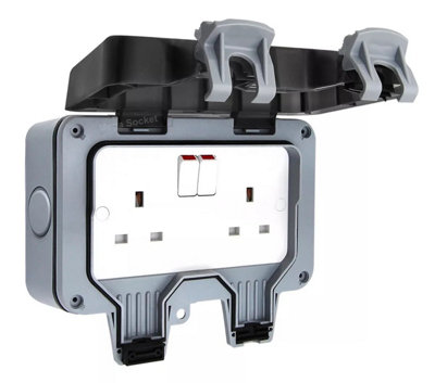 OUTDOOR WEATHERPROOF DOUBLE SWITCHED SOCKET 13A IP66