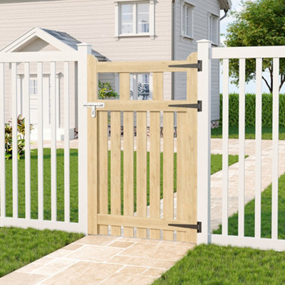 Outdoor Wooden Garden Gate & Security Barrier 76cm W x 120cm H
