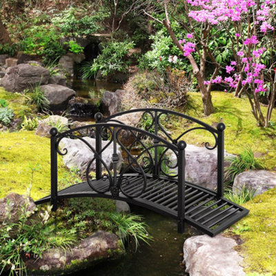 Outsunny Decorative Garden Bridge Landscaping with Railings for Creek Pond