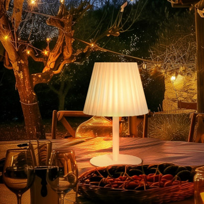 Outsunny Outdoor Table Lamp with Solar and USB Charge, Cordless