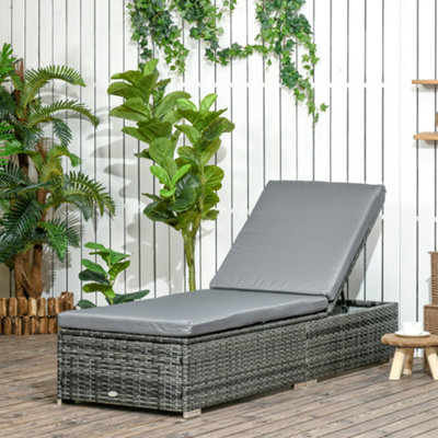 Outsunny Patio Rattan Chaise Lounge Garden Pool Wicker Sun Lounger ...