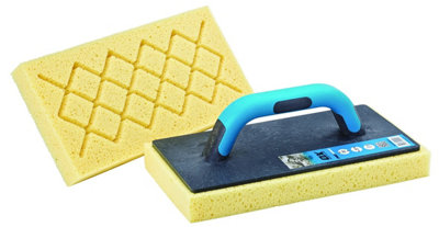 OX Pro Sponge Float Profiled - 140 x 280mm / 11 1/2in | DIY at B&Q