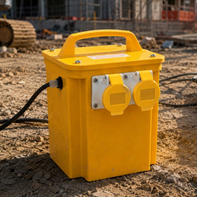 Oypla 3.3KVA Site Transformer 110V Twin Outlet 16 AMP KVA 3.3