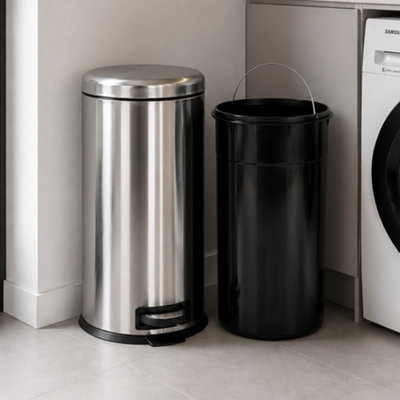 Oypla 30L Stainless Steel Pedal Kitchen Waste Bin with Soft Close Lid