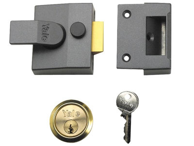 P85 Deadlocking Nightlatch 40Mm Backset Dmg Finish Satin Chrome ...