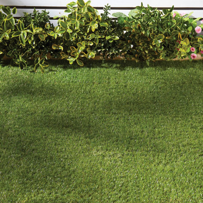 Pack of 4 Interlocking Grass Tiles - Maintenance-Free Garden Flooring ...