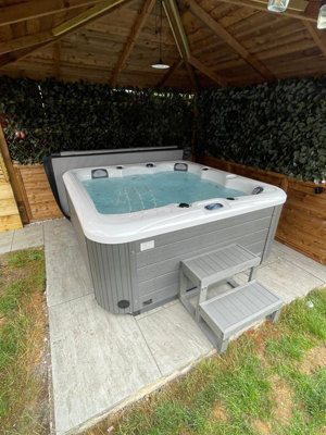 Palm Spas Spritz 6 Seat Single Lounger Hot Tub Spa American Balboa 13 ...