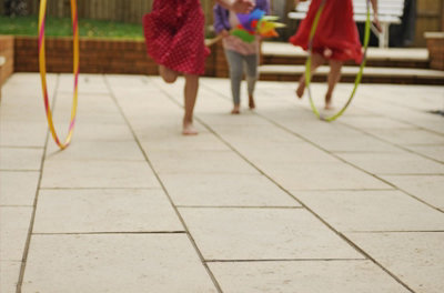 Patio Paving Kit Pack of 25 'The Lambada' Limestone 600 x 400 x 32mm