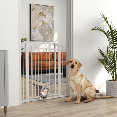 PawHut Stair Gate with Cat Door, Adjustable Width, 76-104cm and 106cm Tall