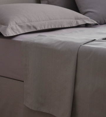 Percale Grey King Flat Sheet | DIY at B&Q