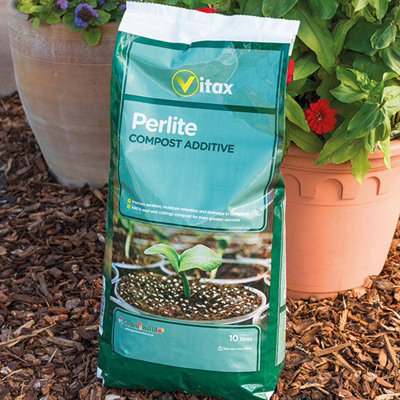 Perlite 10 Litres, Lightweight Volcanic Soil Amendment for Improved ...