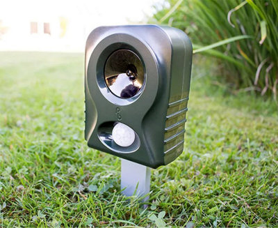 PESTBYE BATTERY OPERATED CAT REPELLENT V2 ULTRASONIC CAT SCARER WITH ...