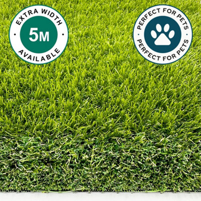PET LUXURY 38mm ARTIFICIAL GRASS - 5M X 17M | DIY at B&Q