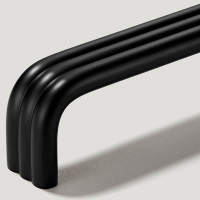 Plank Hardware ALVA Tubular D-Bar Handle - 228mm - Black