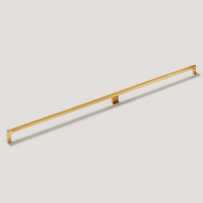 Plank Hardware BECKER D Bar Handle - Brass | DIY at B&Q