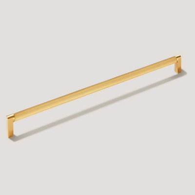 Plank Hardware BECKER Grooved Closet Bar Handle - 375mm - Brass | DIY ...