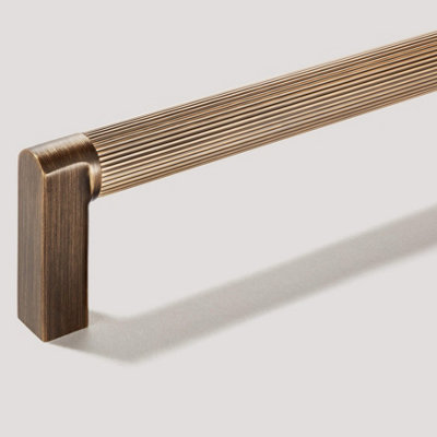 Plank Hardware BECKER Grooved Closet Bar Handle - 682mm - Antique Brass | DIY at B&Q