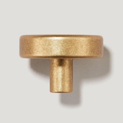 Plank Hardware HUDSON Shaker Knob - Aged Brass