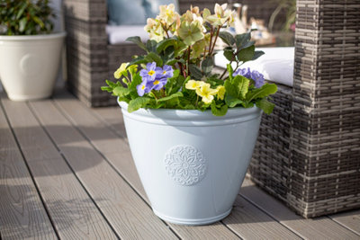 Plant Avenue 40cm Small Eden Emblem Indoor or Outdoor Plant Pot ...