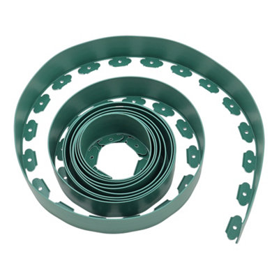 Plastic L Shaped Garden Edging with 30 Ground Pegs Green