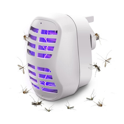 Plug-In UV Bug Zapper For Flies / Mosquitos