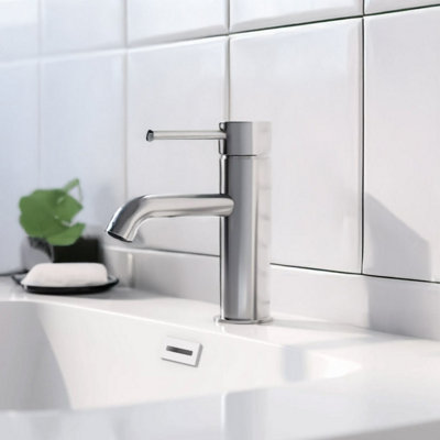 Plum&Clay Emilia Polished Chrome Round Deck-mounted Basin Mono Mixer ...