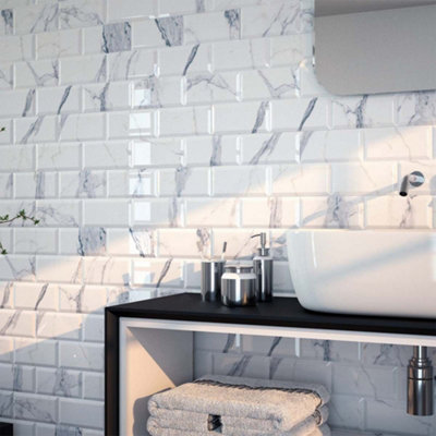 Plum&Clay Marble Gloss Metro Ceramic Wall Tile (L)200mm (W)100mm - 10 ...
