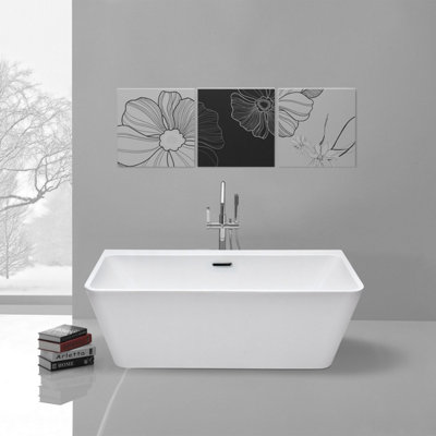 Plum&Clay Morgan White Freestanding Acrylic Bath (L)1500mm (W)750mm