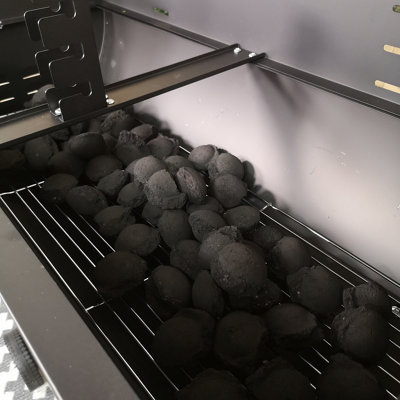 Portable Half Drum Barrel Barbecue with Adjustable Grills