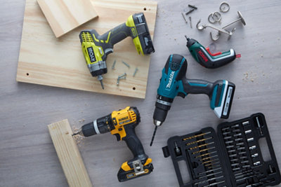 Power tools at b&q store