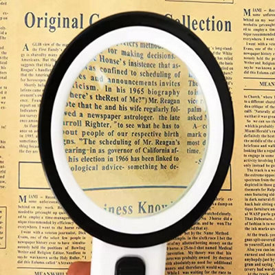 POWERFUL 30X LED MAGNIFYING GLASS FOR READING & HOBBIES WITH 12 BRIGHT ...
