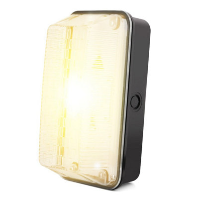 Powermaster 100w Outdoor Rectangular Bulkhead - Black