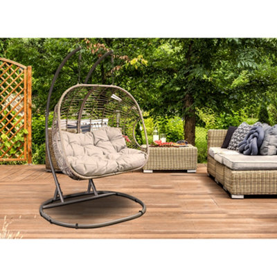 Premium Double Hanging Garden Egg Chair - Wicker Rattan - Outdoor Swing ...
