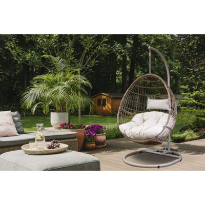 Premium Single Hanging Garden Egg Chair - Wicker Rattan - Outdoor Swing ...
