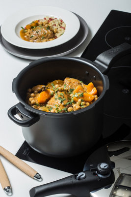 Prestige Smart Plus Black Round Anodised Aluminium Induction Suitable ...