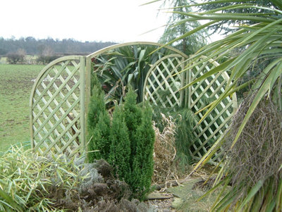Primrose Acrylic Non Shatter Outdoor Wall Mounted Rectangular Silver ...