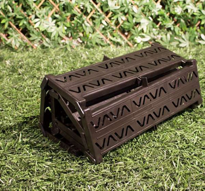 Primrose Instant Roll Out Garden Path Black Plastic Chevron 3m