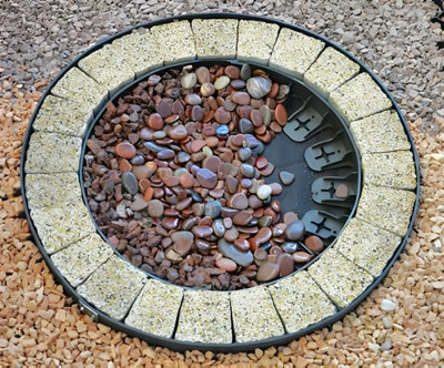 Primrose Pack of 70 Flexible Non-Toxic Garden Edging Lawn Border Pieces ...