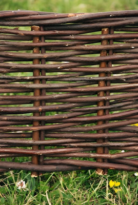 Primrose Woven Willow Hurdle Edging Panels Garden Border Perimeter 2m