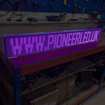 Programmable LED Scrolling Sign PioneerLED P10 163x19cm Indoor