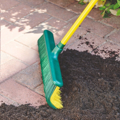 Pull-Push Broom - Outdoor Garden Rake Brush Tool with Telescopic ...